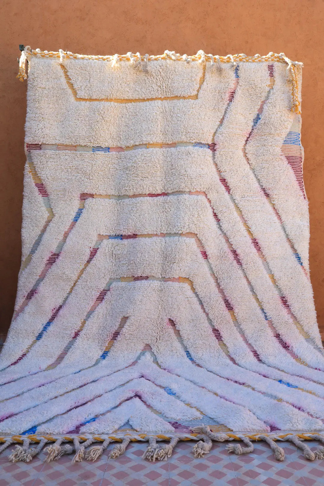 rug Berber Beni Ouarain White with Raised Patterns on Kilim Weave – Néda